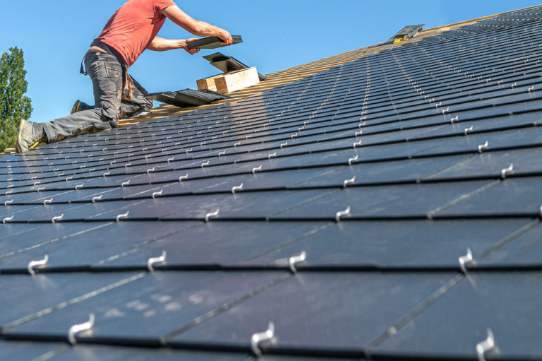 Prix d'un faîtage de toiture : toutes les techniques utilisées - Prix ...